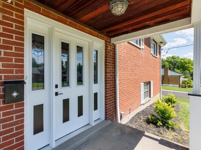 30 Bustetter Drive