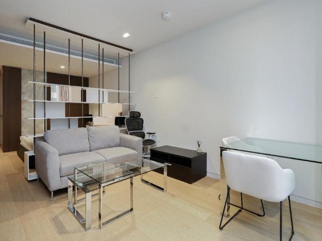 30 Casson Square Southbank Place SE1 Studio to rent £3,142 pcm £725 pw