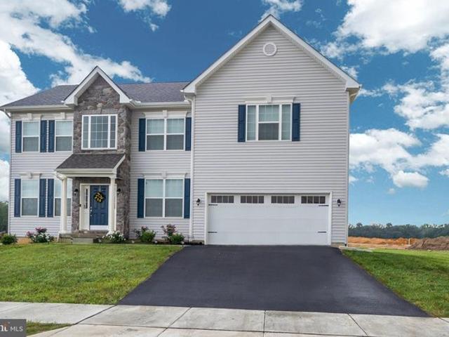 30 Charleston Cir, Dover, DE 19904