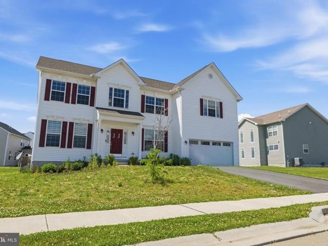 30 Charleston Cir, Dover, DE 19904