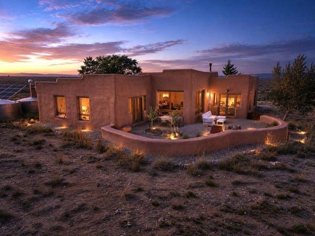 30 Cielo Grande Rd, Carson, NM 87577