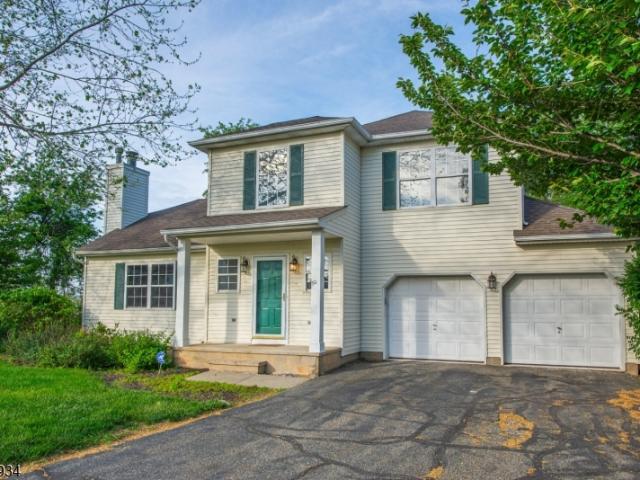 30 Colby Ct