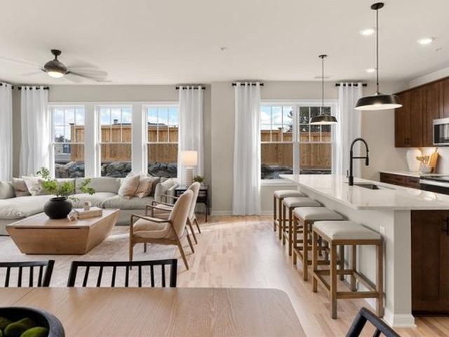 30 Coppersmith Way Unit 50701, Canton, MA 02021
