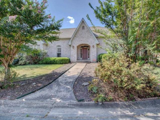 30 Courtside Pl, Little Rock, AR 72210