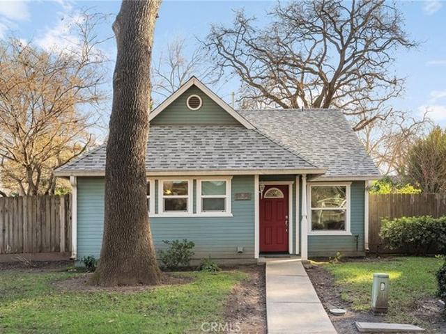 30 Clairidge Ln, Chico, CA 95926