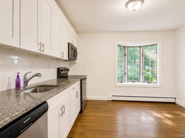 30 Clematis St, Port Jefferson Station, NY 11776 | MLS #000060