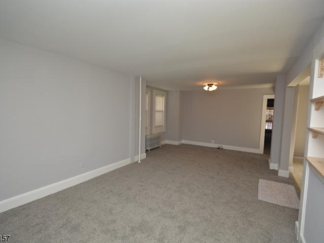 30 Crater Ave