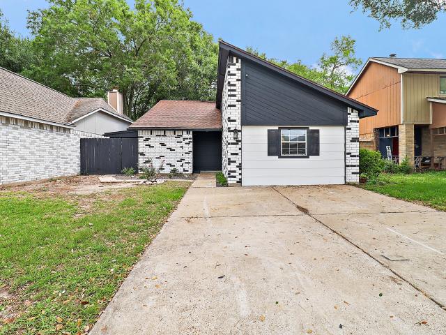 30 Crestbriar Ct, Baytown, TX 77521 | MLS #37201