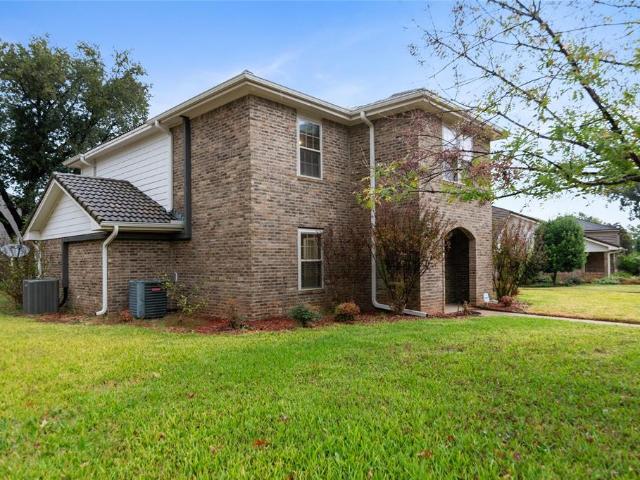 30 Crestwood Dr, Trophy Club, TX 76262 | MLS #21150 | Compass