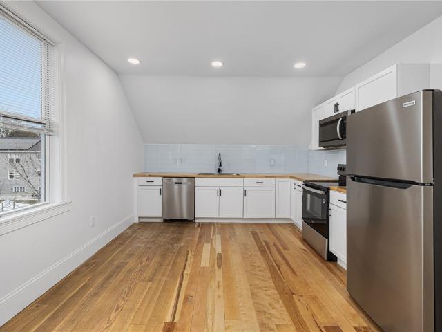 30 Cypress St, Unit 3, Providence, RI 02906 | MLS #1410