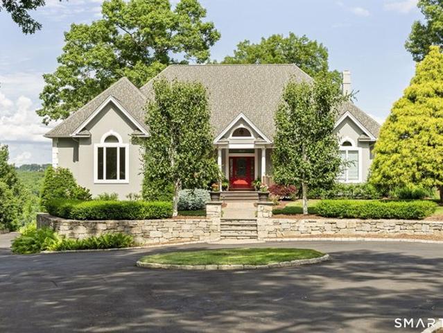 30 Daniel Trce, Burlington, CT 06013