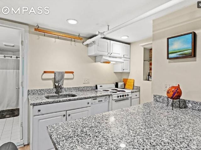 30 Dartmouth St 1, Boston, MA