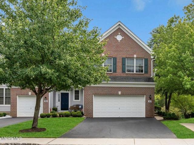 30 Demarest Dr, Manalapan, NJ 07726