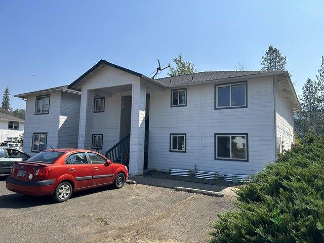 30 Dion Ct Apt 3, Shady Cove, OR 97539