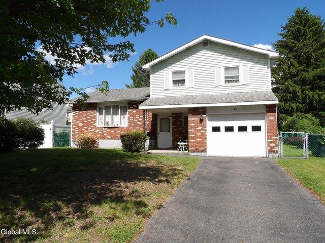 30 Donegal Ave, Troy, NY 12180