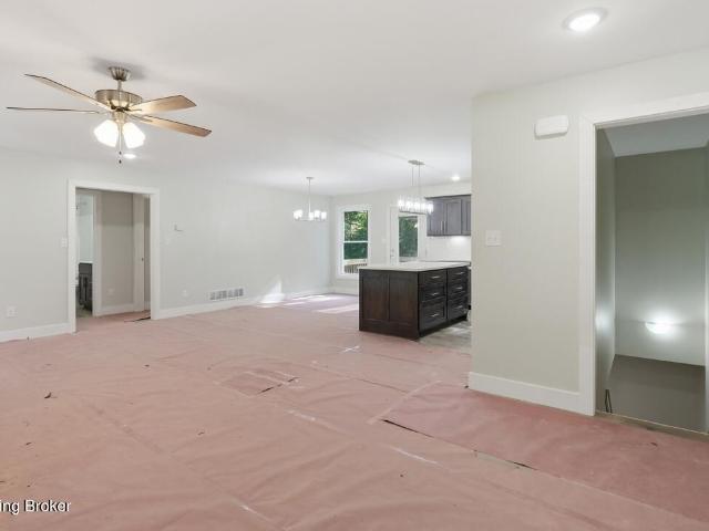 30 Dogwood Rd