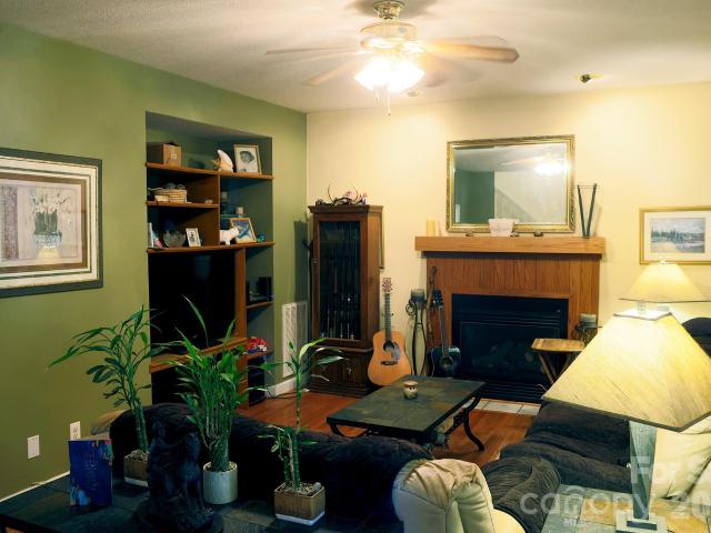 30 Double Brook Drive
