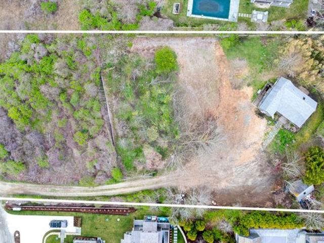 30 Dukes Rd, Nantucket, MA 02554