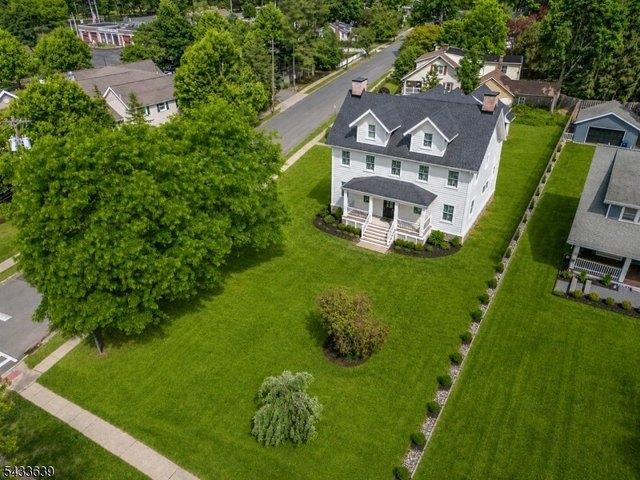 30 E Main St, Mendham, NJ 07945