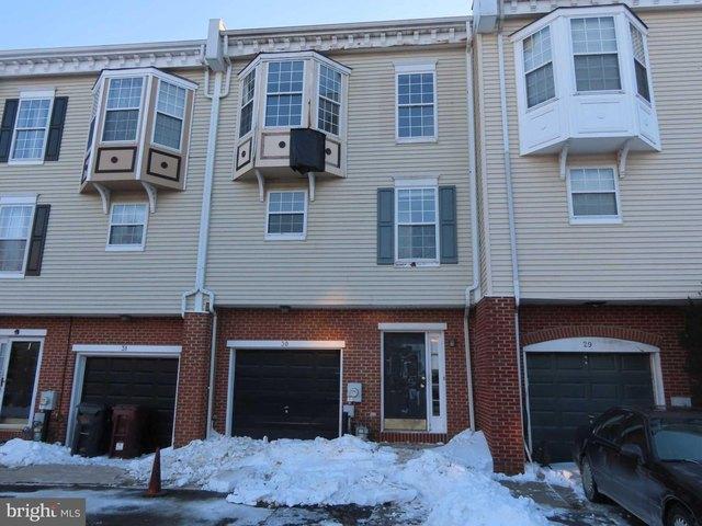 30 E McCaulley Ct, Wilmington, DE 19801