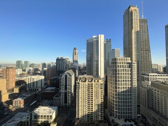 30 E Huron St Apt 3508, Chicago, IL 60611