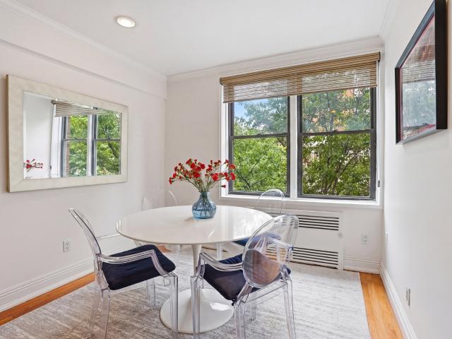 30 E 9th Street 3 AA
