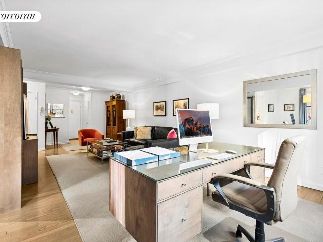 30 E 9TH Street 4M