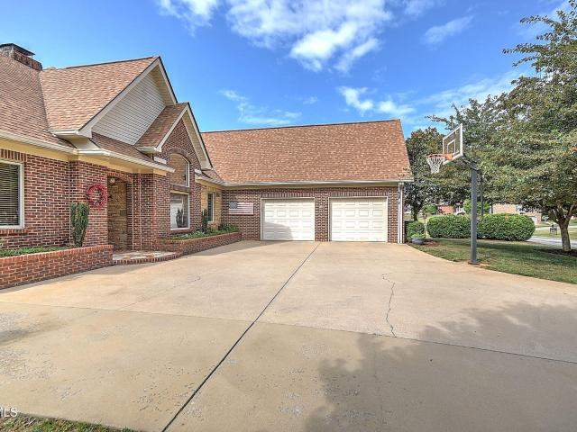 30 East Dale Court