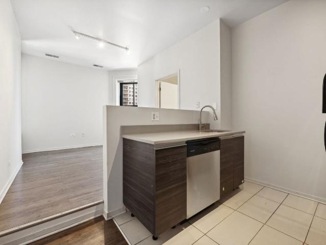 30 East Roosevelt 1 Bedroom Apartment for Rent at 30 E Roosevelt Rd, Chicago, IL 60605 Loop