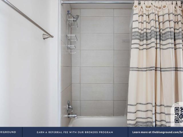 30 East Roosevelt Road 2 Bedroom Apartment for Rent at 30 E Roosevelt Rd #802, Chicago, IL 60605 Loop