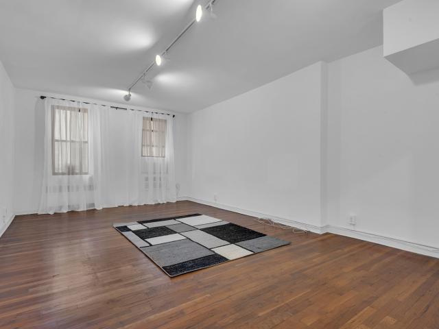 30 East 22nd Street, New York, NY