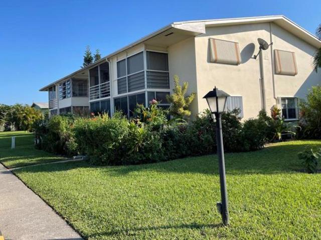30 Easthampton B, West Palm Beach, FL 33417 in West Palm Beach, Florida