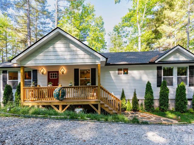 30 Edmond Woods Place