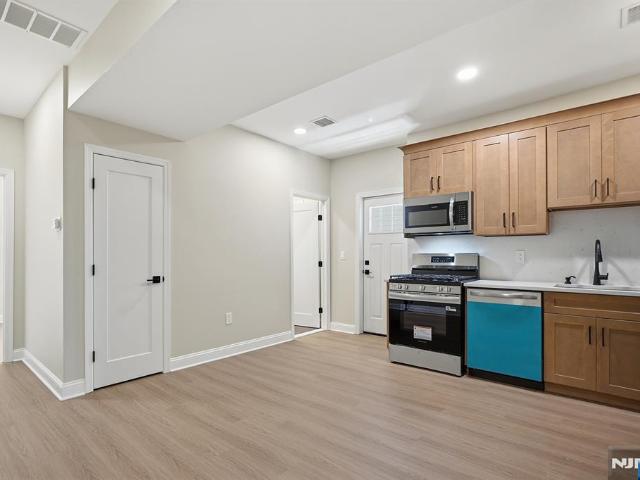 30 Edison Street # 1