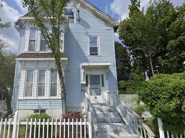 30 Elliot St, Brockton, MA 02301