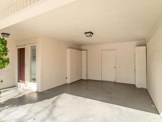 30 Esmeralda Place
