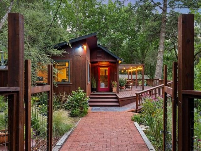 30 Escondida Ln, Lagunitas, CA 94938