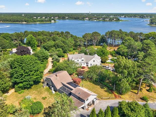 30 Fairway Rd, South Yarmouth, MA 02664