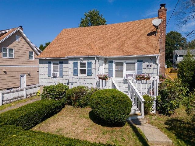 30 Florence Ave, Milford, CT 06460