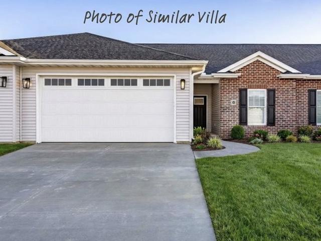30 Frank Ct, Le Claire, IA 52753