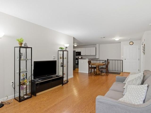30 Franklin St Unit 113, Malden, MA 02148