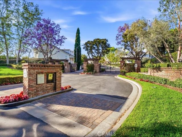 30 Groveside Dr