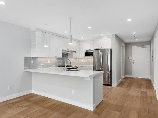 30 Hermosa Avenue 302