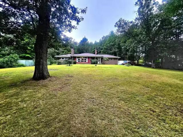 30 HILLSIDE DR, BROOKLYN, CT 06234 Single Family Residence For.