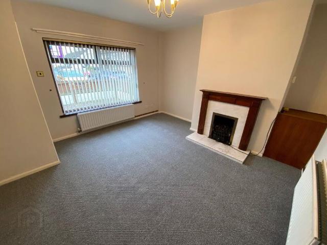30 Hillview Park, Lisburn, BT27 4PA
