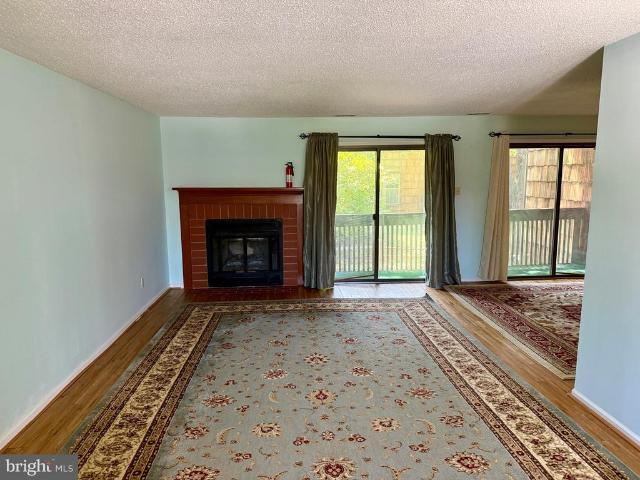 30 Hopkinson Court # 164
