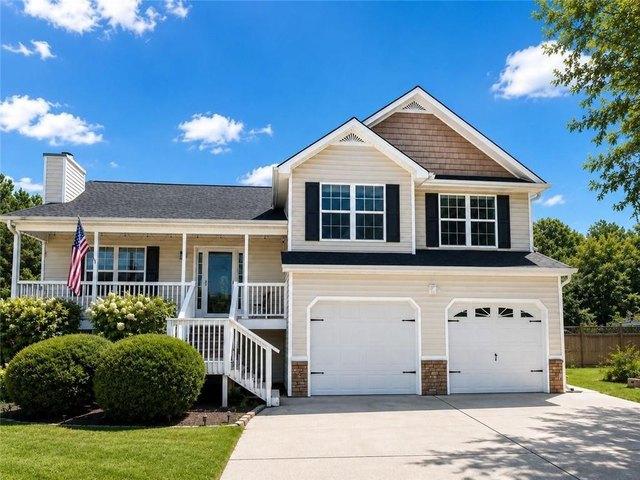 30 Horseshoe Bend Rd, Carrollton, GA 30116