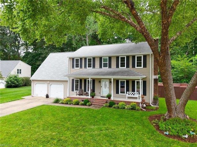 30 Hunt Wood Dr, Poquoson, VA 23662