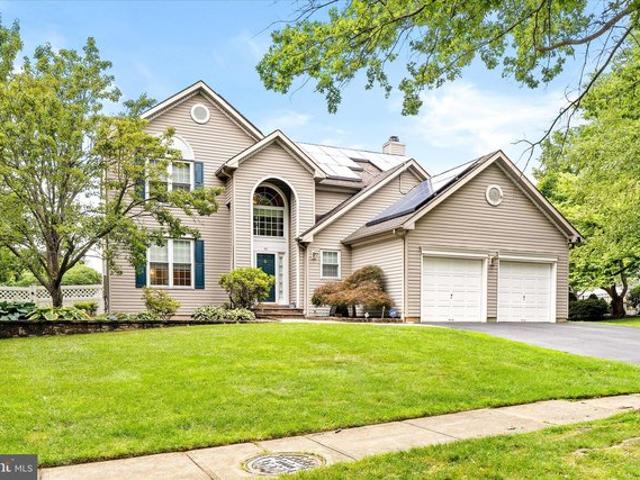 30 Inverness Ln, East Windsor, NJ 08520