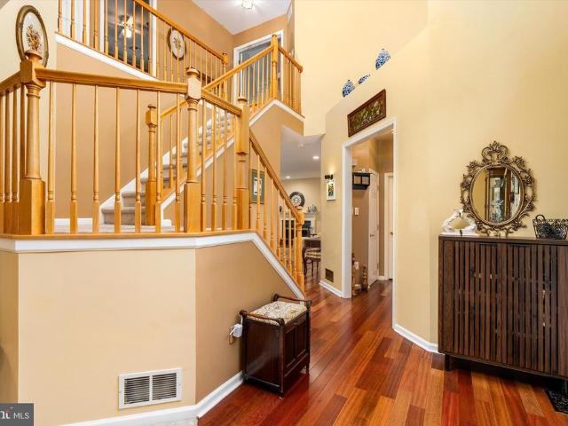 30 Inverness Lane